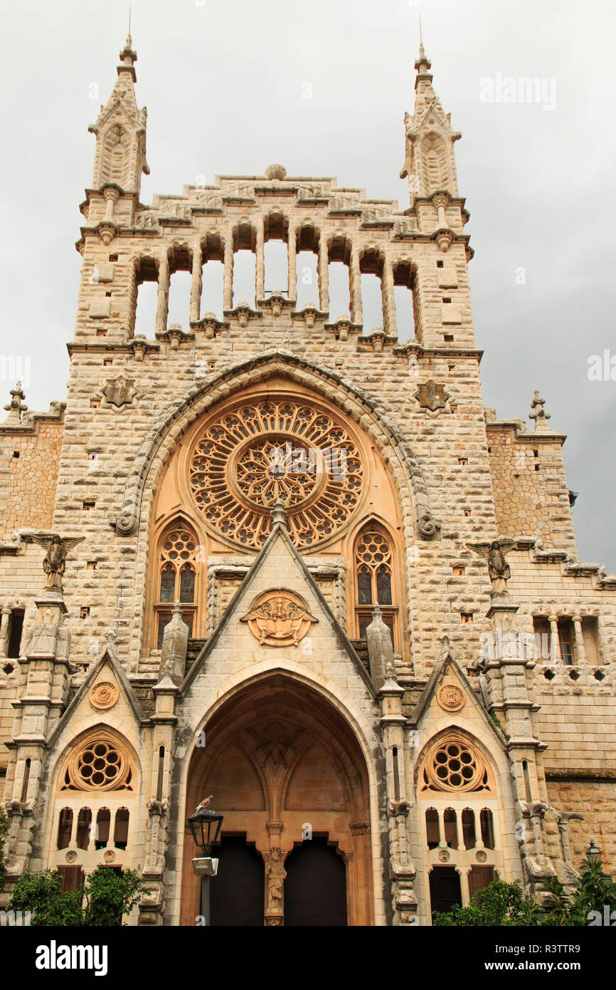Soller mallorca cathedral hi-res stock photography and images - Alamy