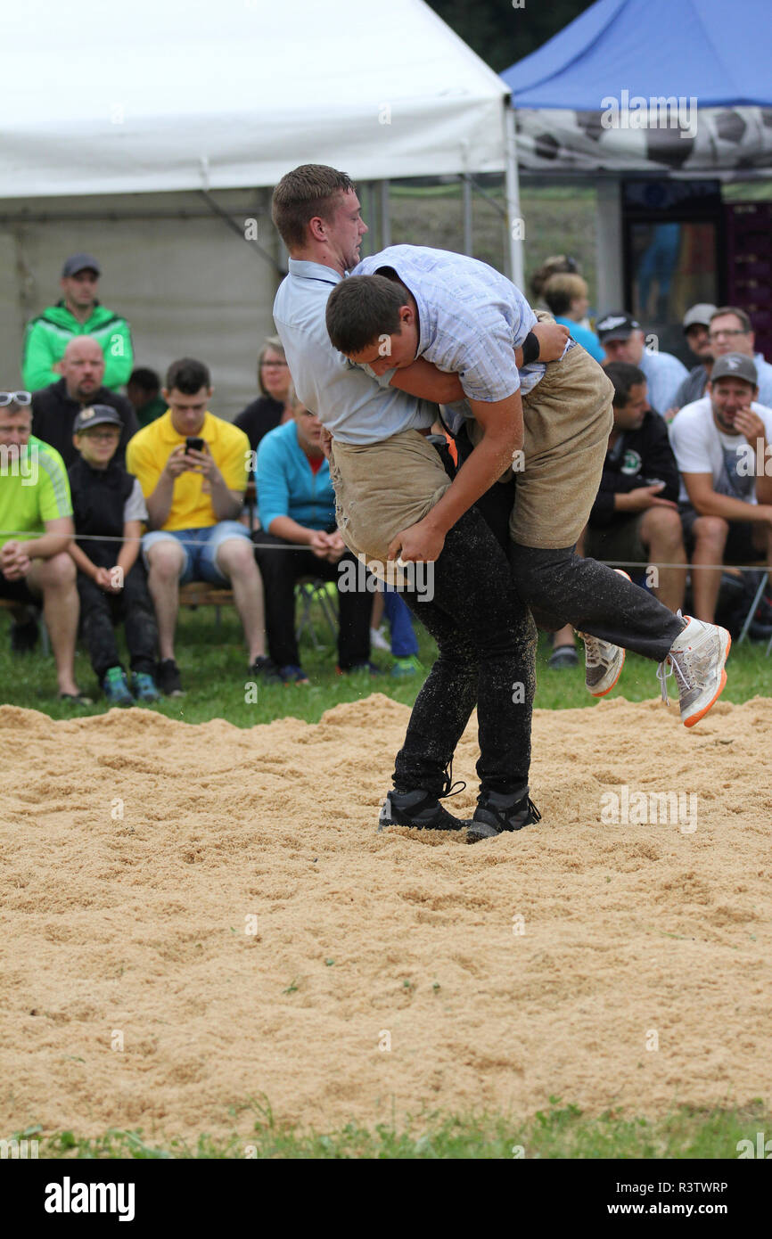 Traditional Swiss wrestling in Jakobsbad, Switzerland Stock Photo - Alamy