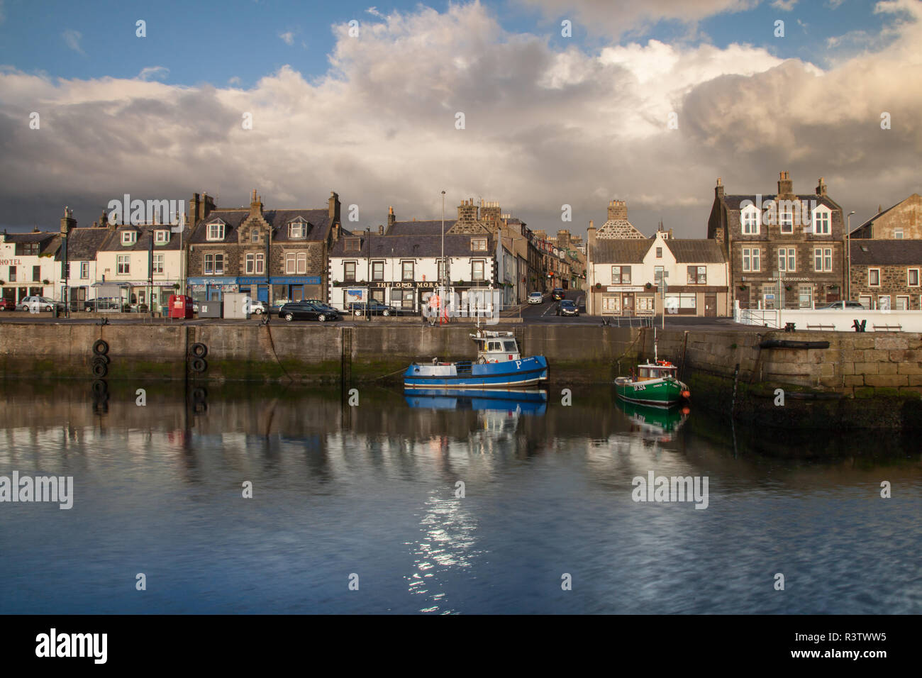 Macduff harbor hi-res stock photography and images - Alamy