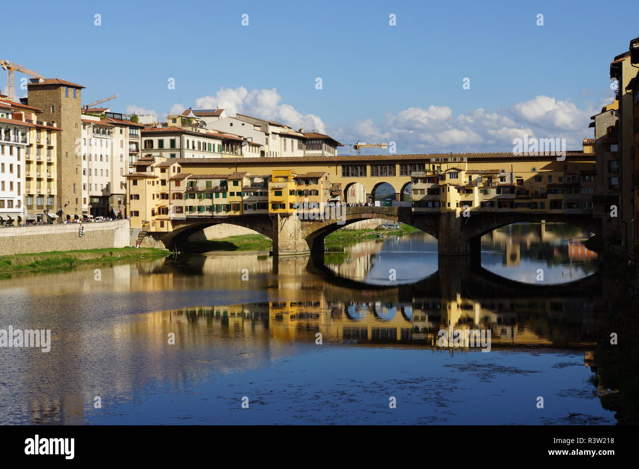 ponte vecchio,segmental arch bridge over the arno Stock Photo - Alamy