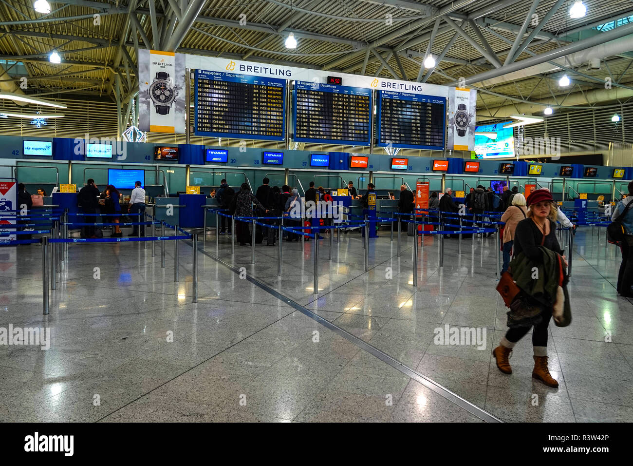 Concourse with signs hi-res stock photography and images - Alamy