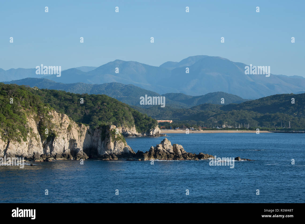 Mexico, state of Oaxaca, Huatulco and Santa Cruz Bay view with the ...