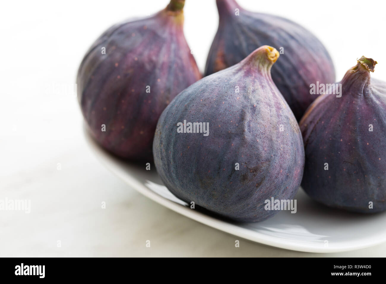 fresh figs on table Stock Photo - Alamy