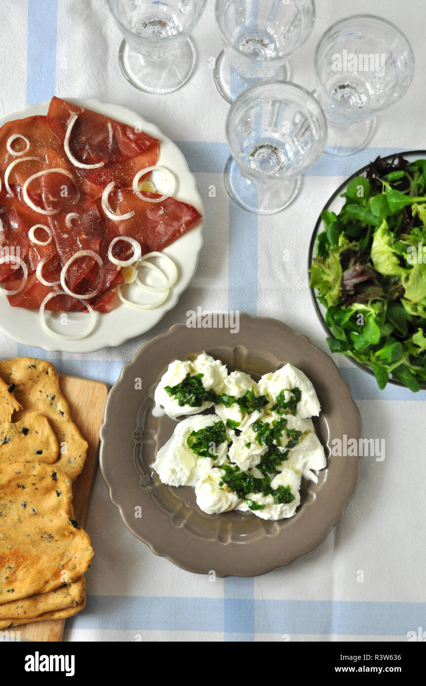 Italian table setting Stock Photo - Alamy