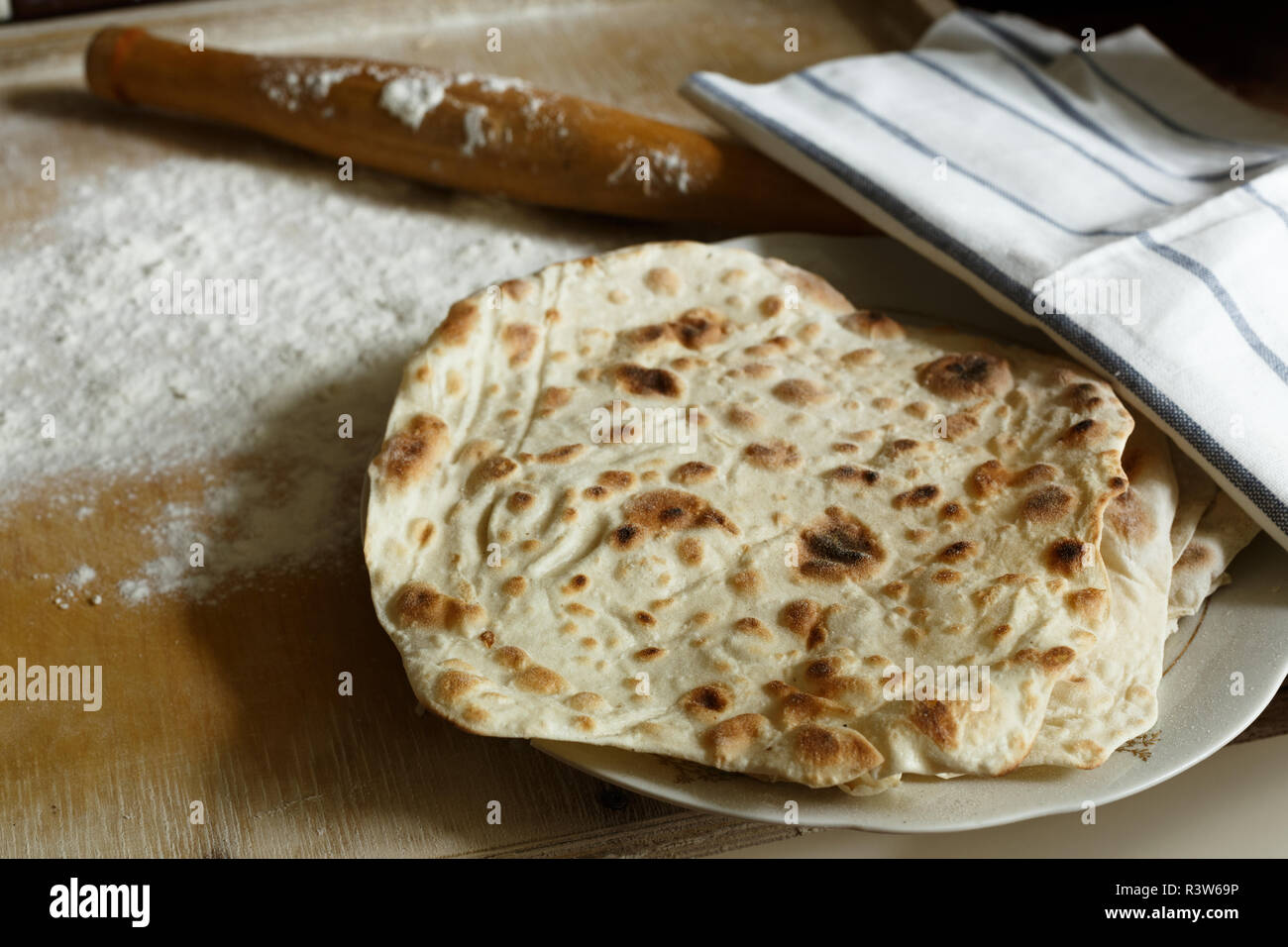 Lavash (traditional armenian bread Stock Photo - Alamy