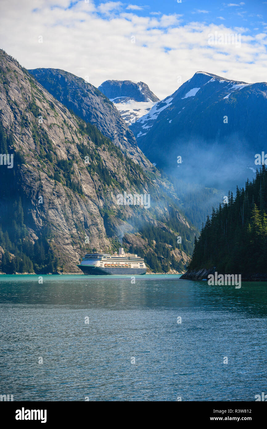 Cruise Ship inside Tracy Arm, Tongass National Forest, Inside Passage ...