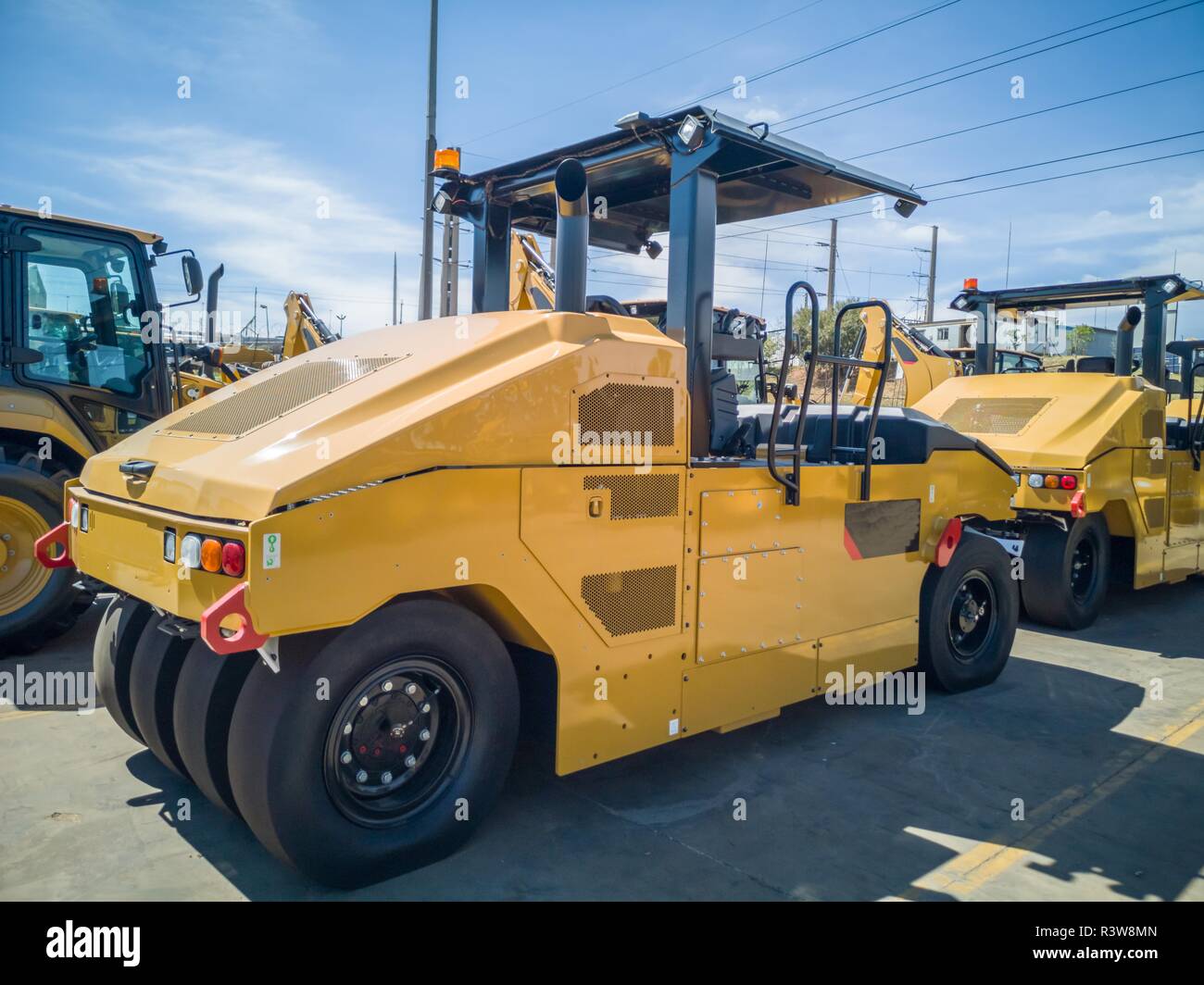 Pneumatic roller hi-res stock photography and images - Alamy