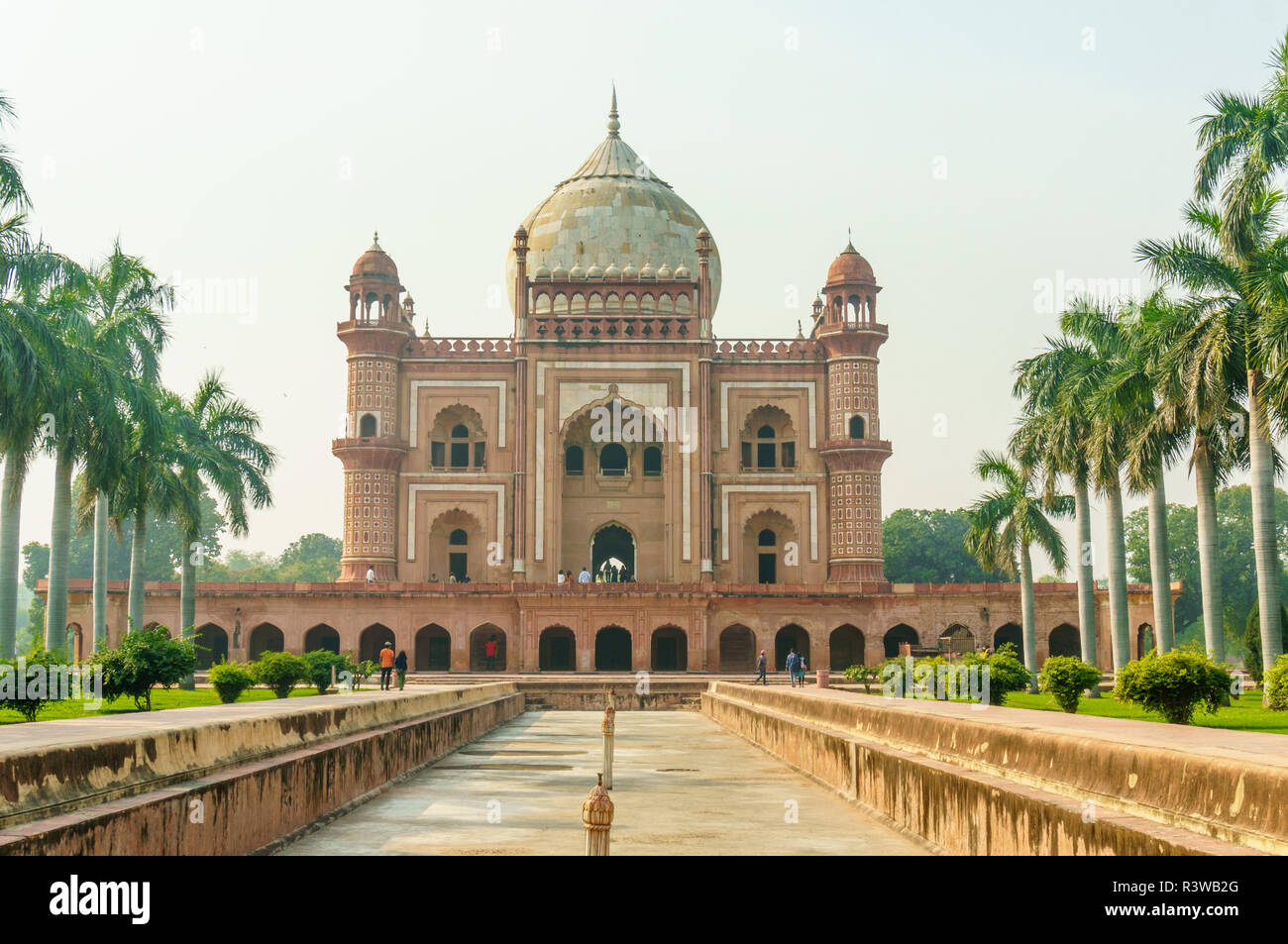 Humayun's tomb and char bagh gardens in Delhi Stock Photo - Alamy