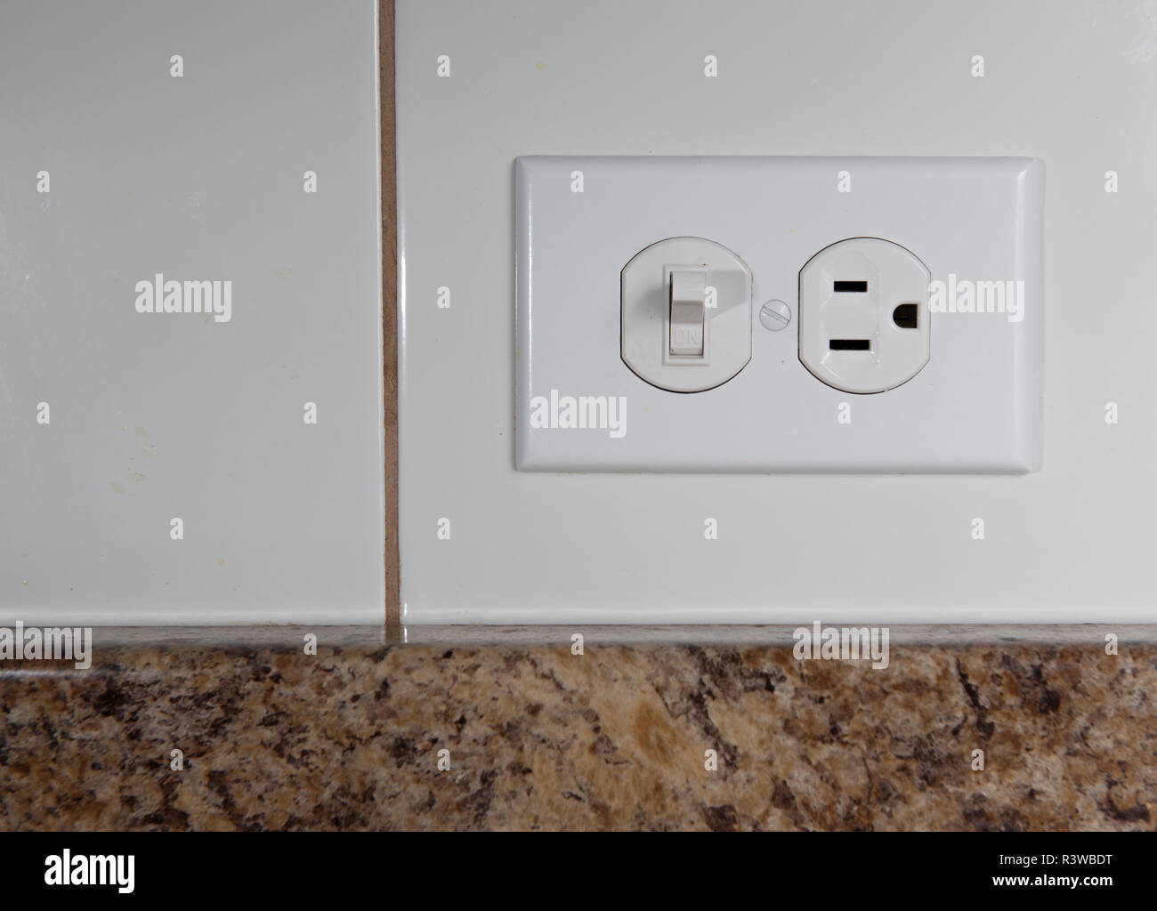 110v light switch hi-res stock photography and images - Alamy