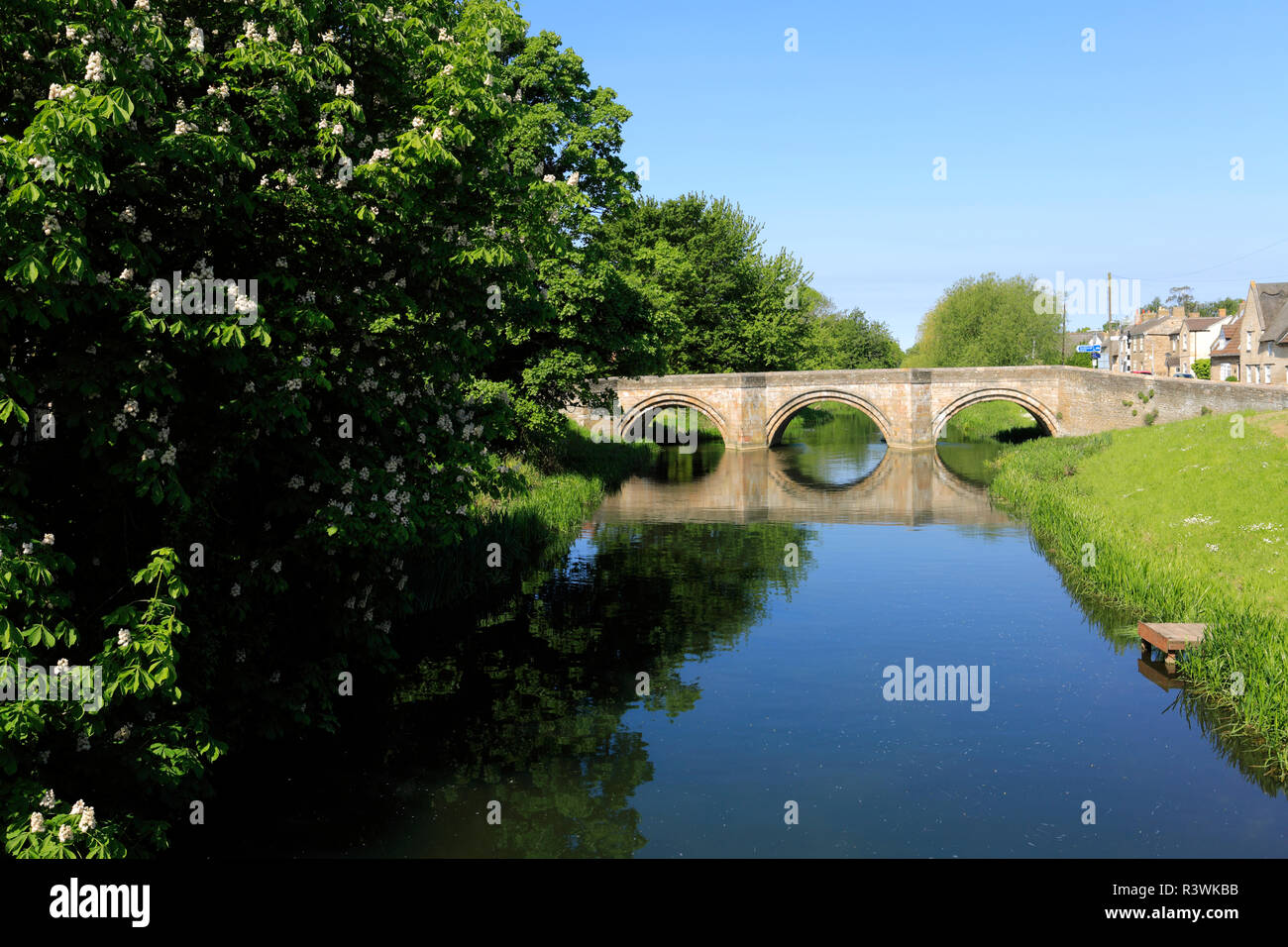Spring, river Welland bridge, Deeping St James town, Lincolnshire ...