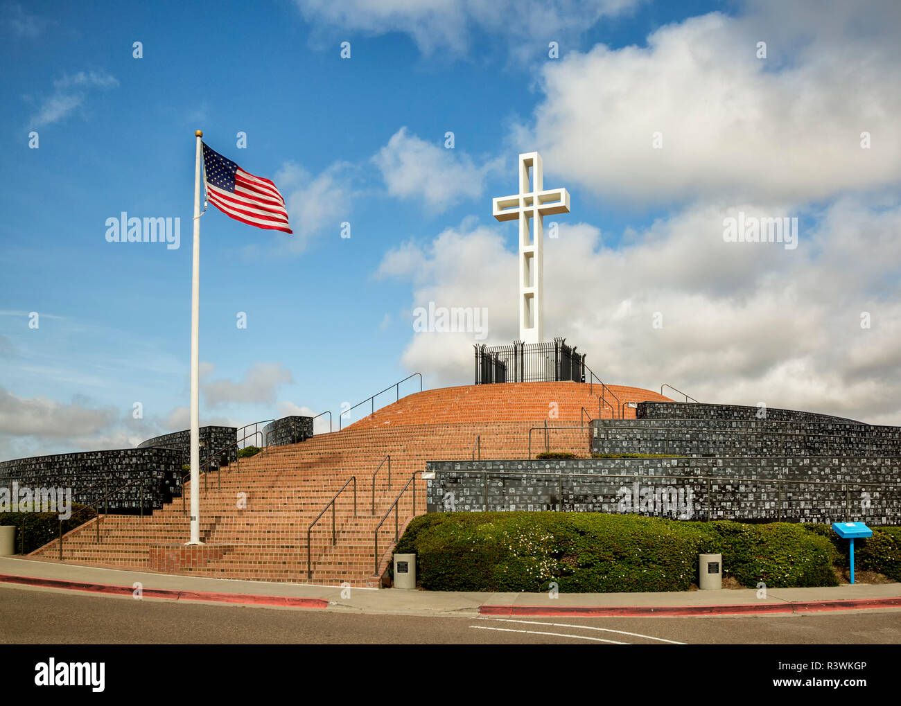 Mt soledad national veterans memorial hi-res stock photography and ...