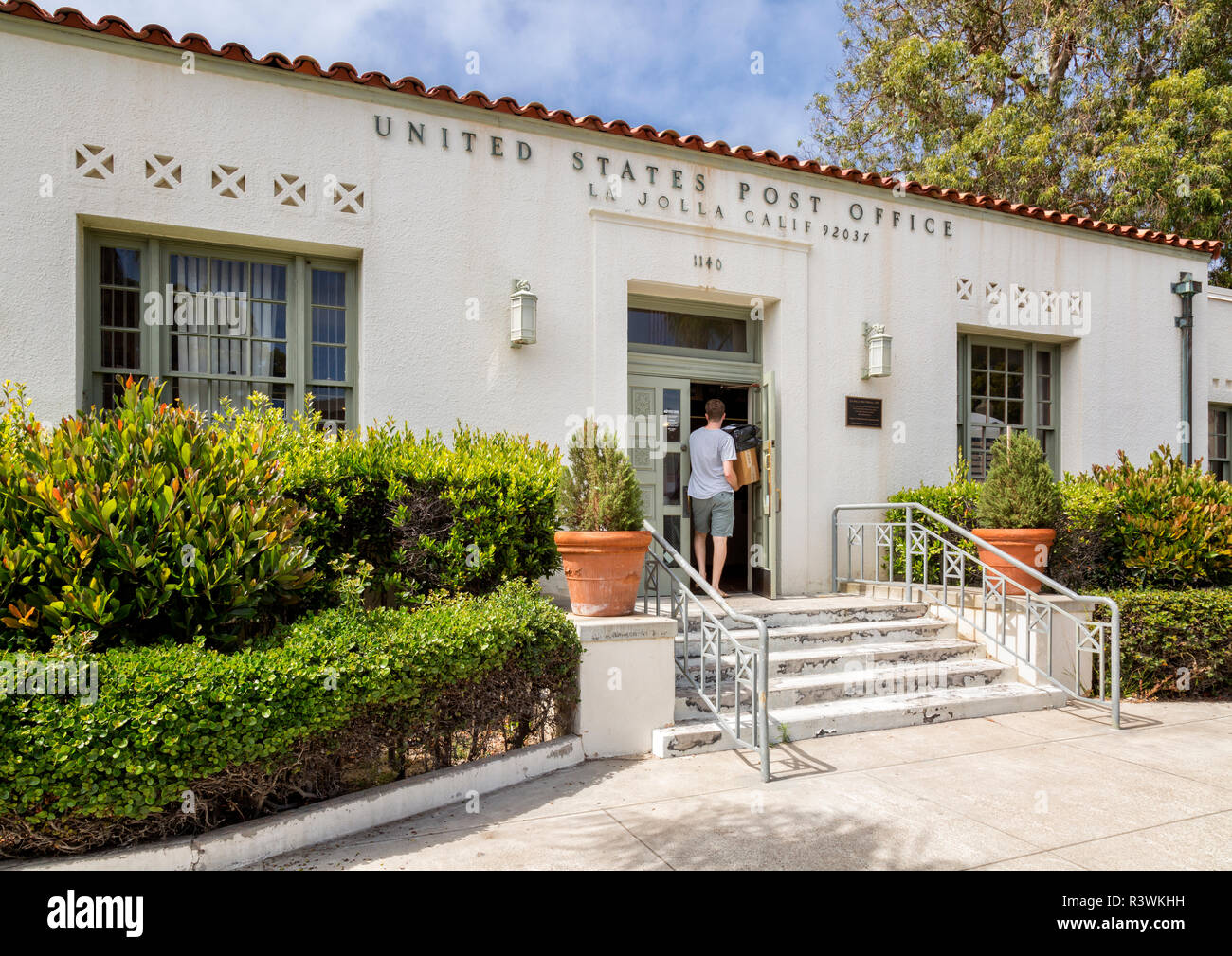 USA, California, La Jolla. La Jolla Post Office (Editorial Use Only ...