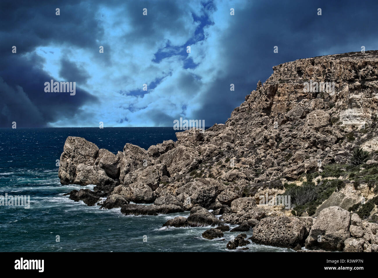 The Rocky Shore Stock Photo - Alamy