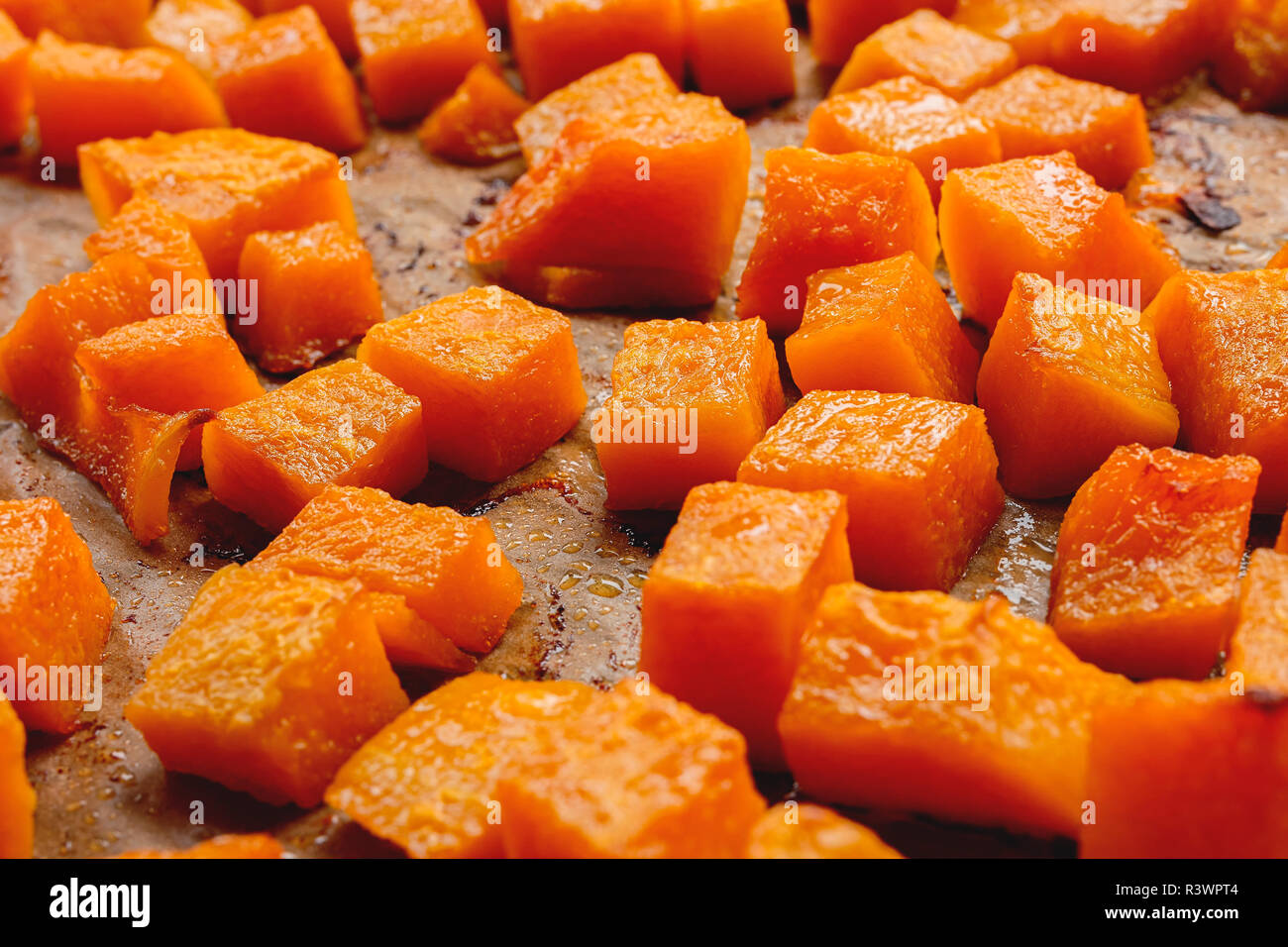 Cubes of roasted butternut squash hi-res stock photography and images ...