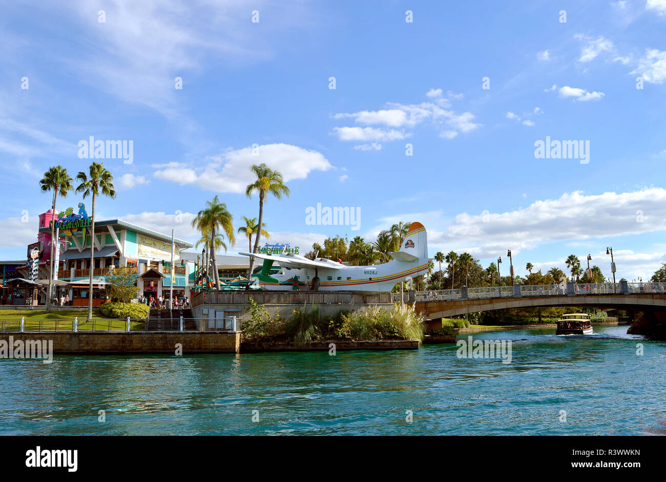 Jimmy buffett boat hi-res stock photography and images - Alamy