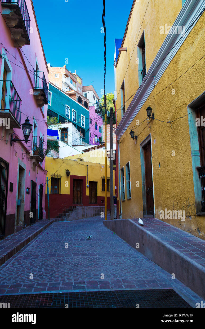 Guanajuato mexico alley hi-res stock photography and images - Alamy