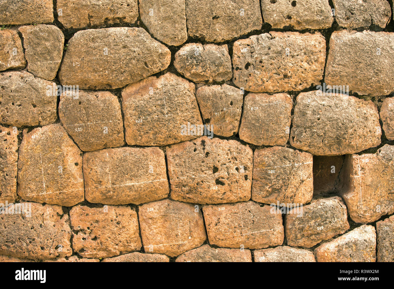 Puka Pukara, Cusco, Peru. Detail of Restoration of Inca Stonework Stock ...