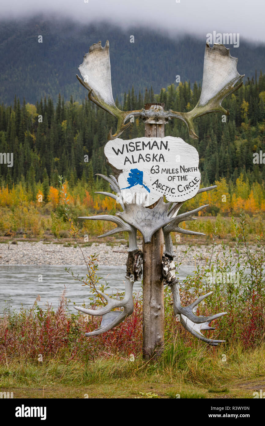 Dalton highway sign alaska hi-res stock photography and images - Alamy