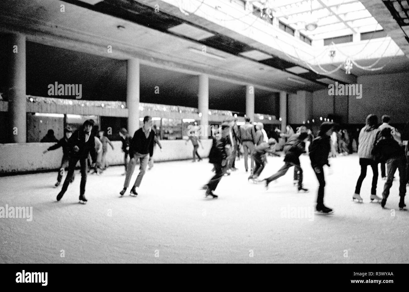 1980 1980s archive ice rink hi-res stock photography and images - Alamy