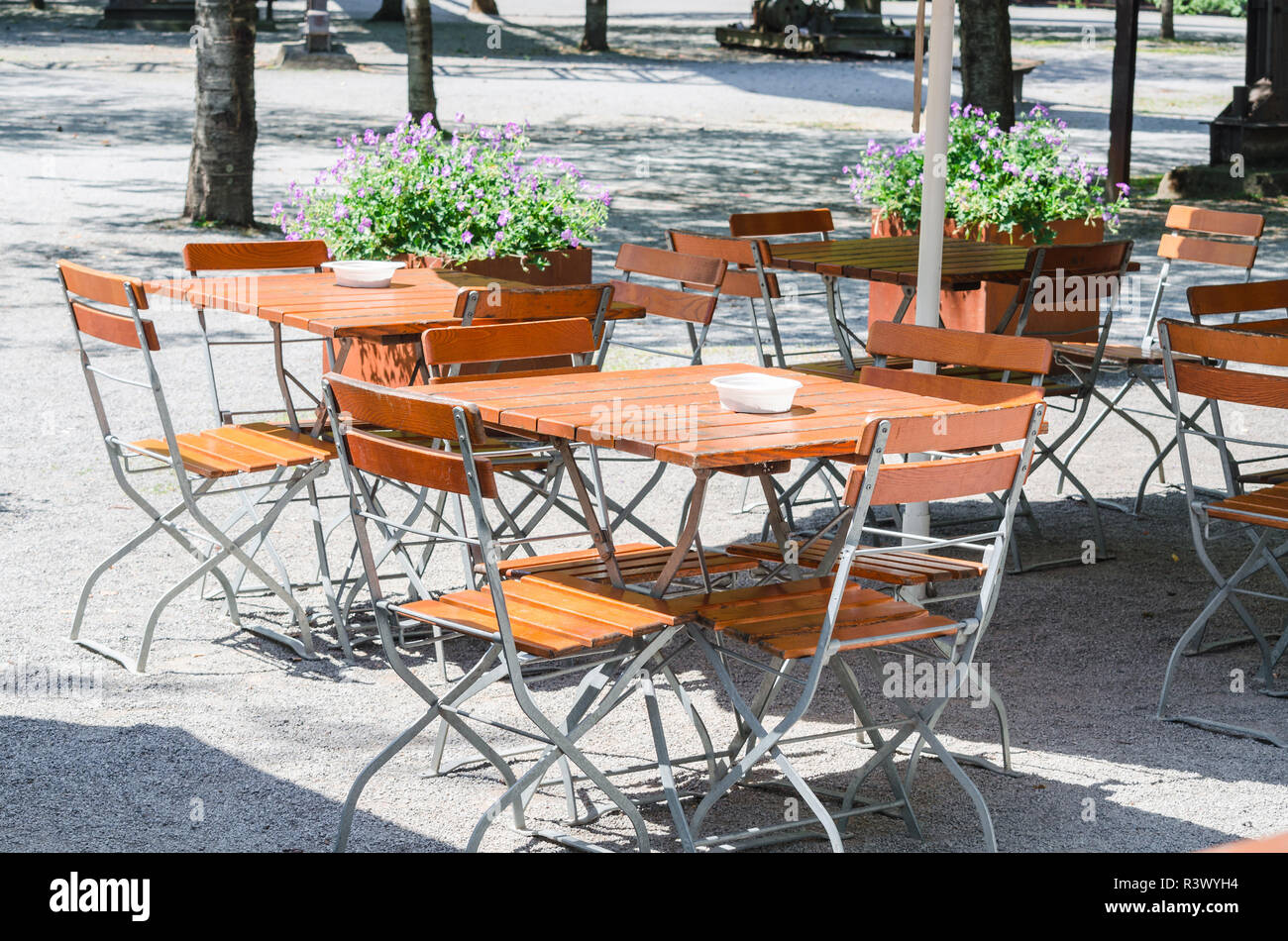 German bier garten hi-res stock photography and images - Alamy