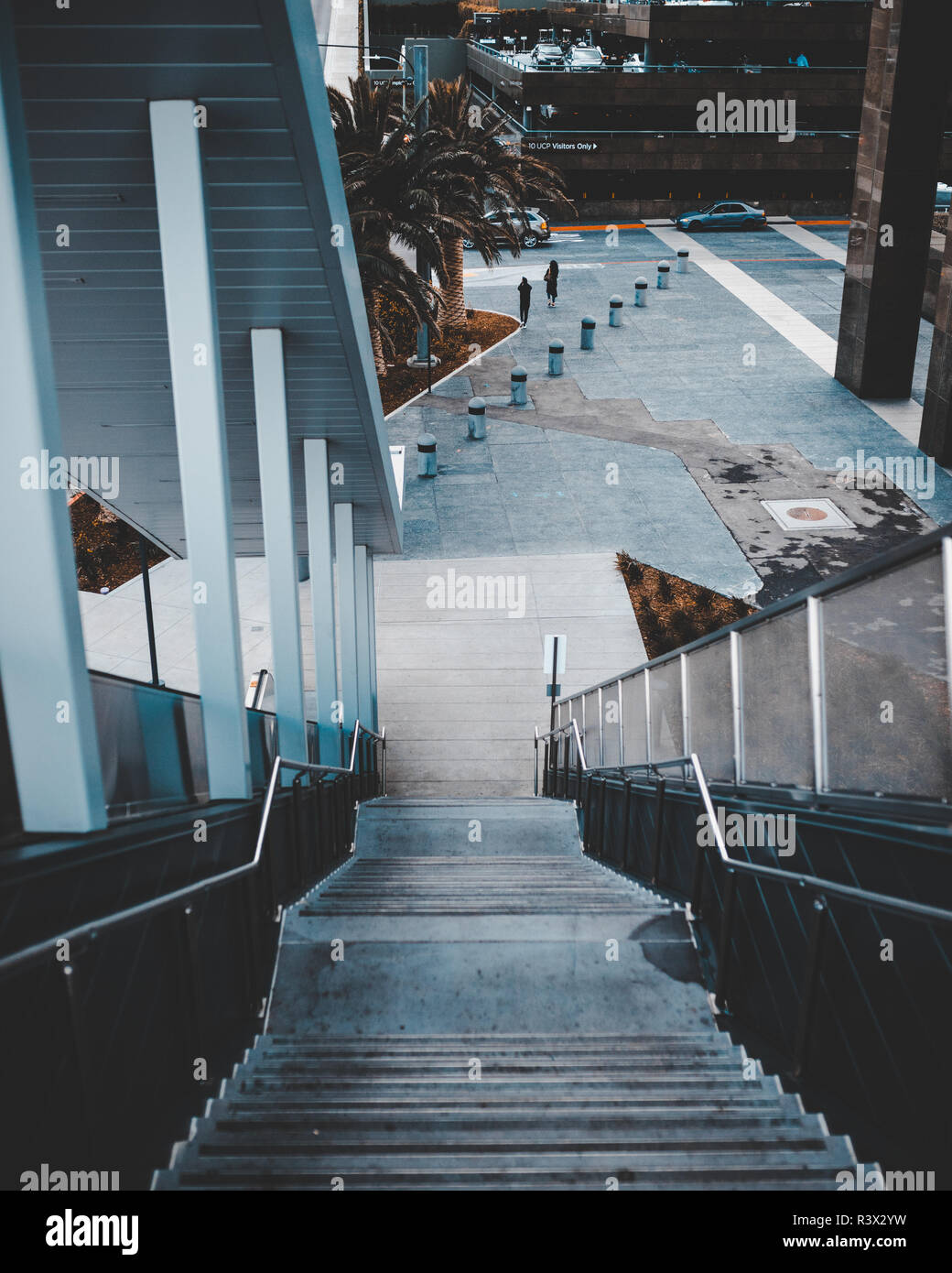 Universal curve hi-res stock photography and images - Alamy