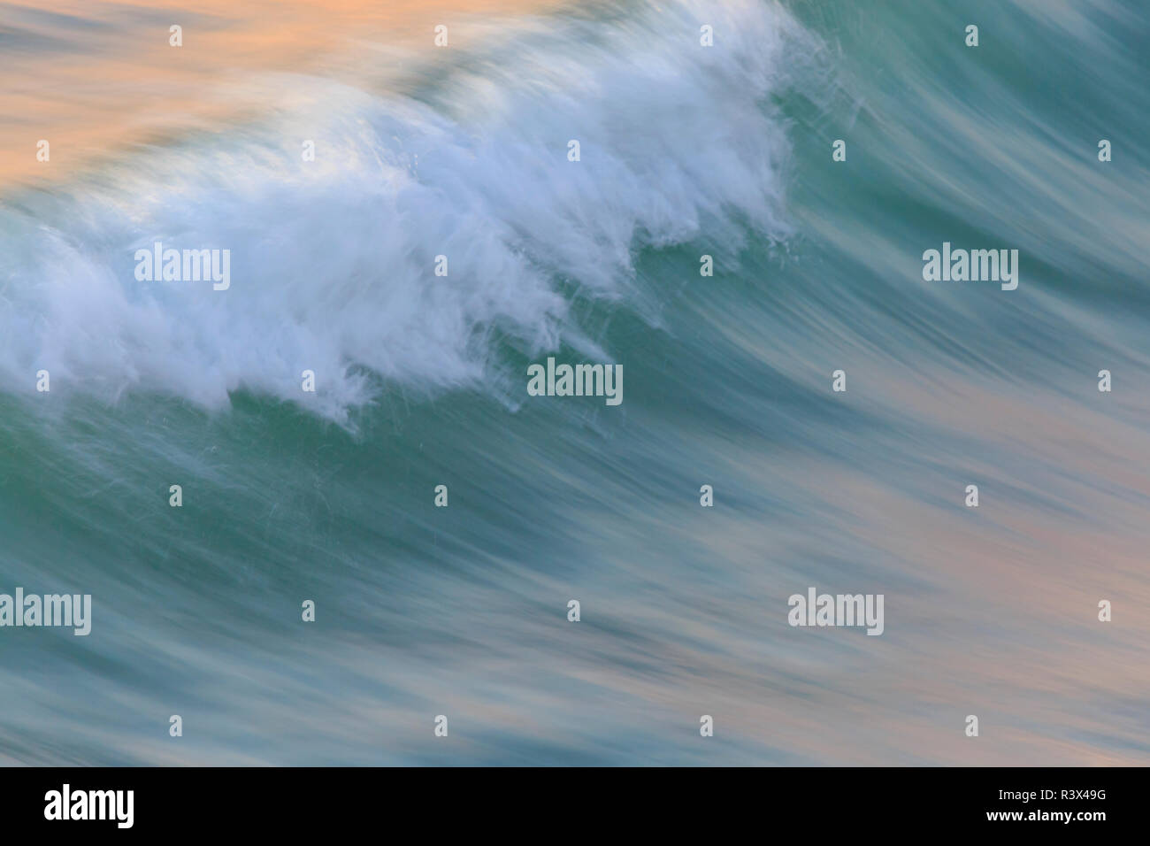 Ocean wave patterns hi-res stock photography and images - Alamy