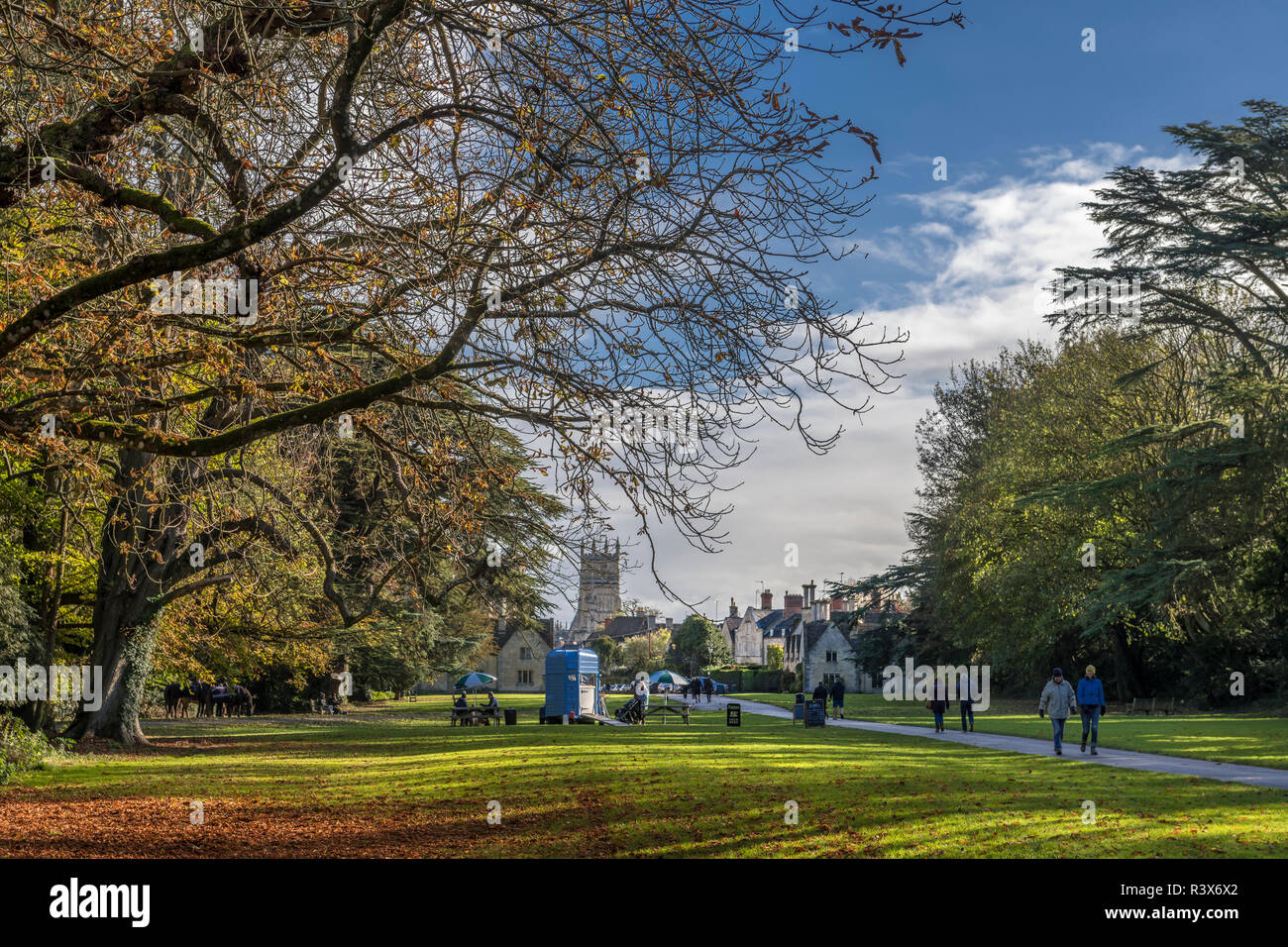 Cirencester park hi-res stock photography and images - Alamy