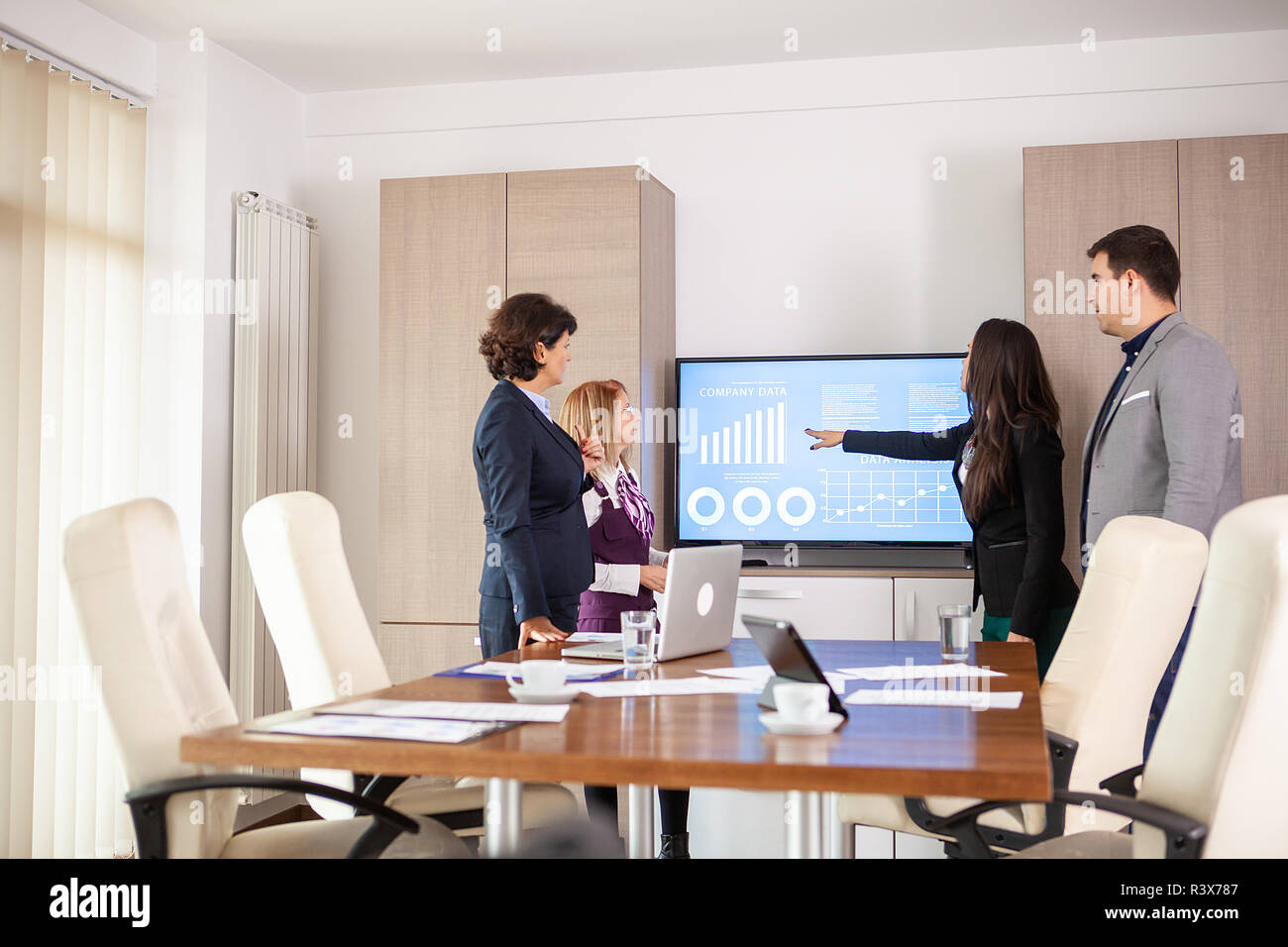 Business People Corporate Meeting Presentation Communication Concept ...