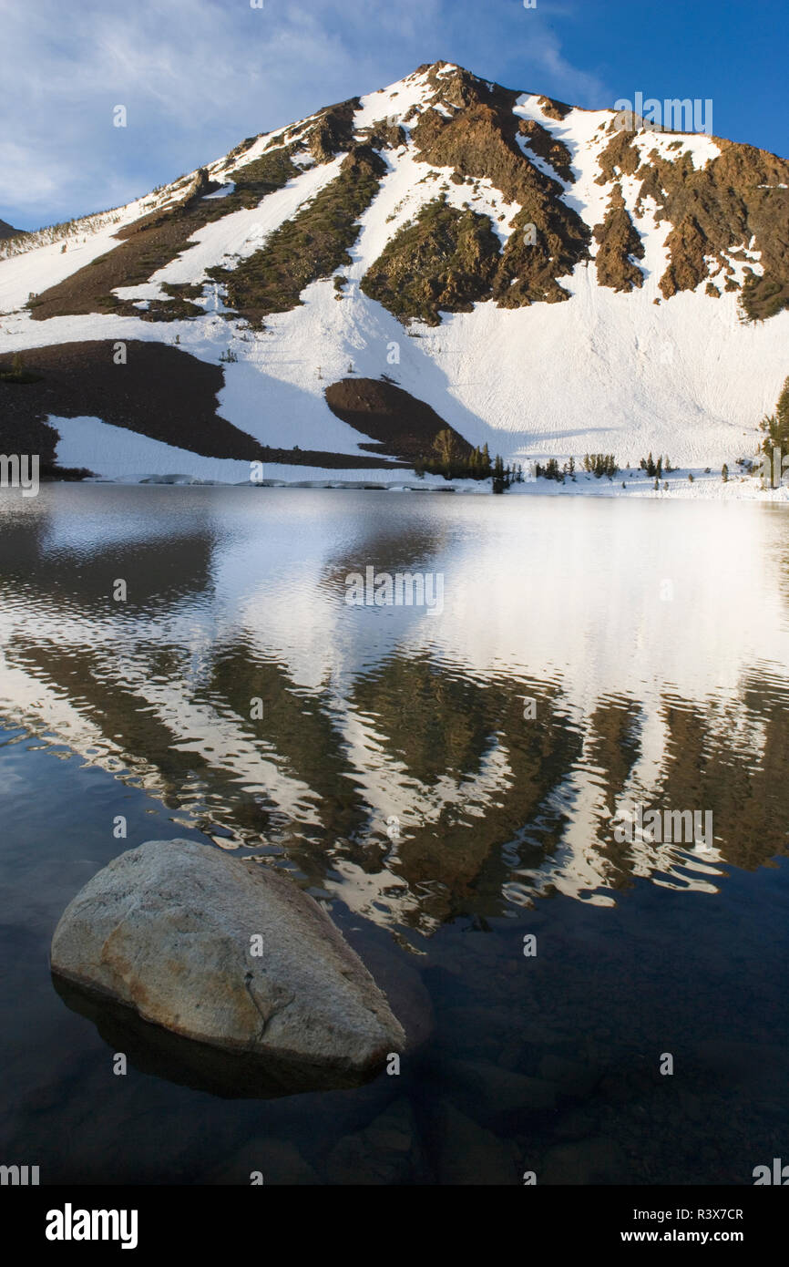 Little virginia lake hi-res stock photography and images - Alamy