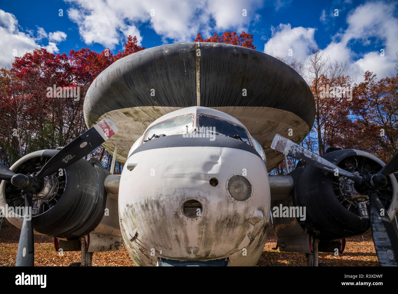 Grumman tracker hi-res stock photography and images - Alamy
