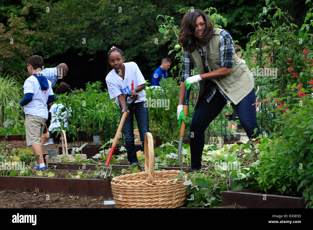Michelle obama garden hi-res stock photography and images - Alamy