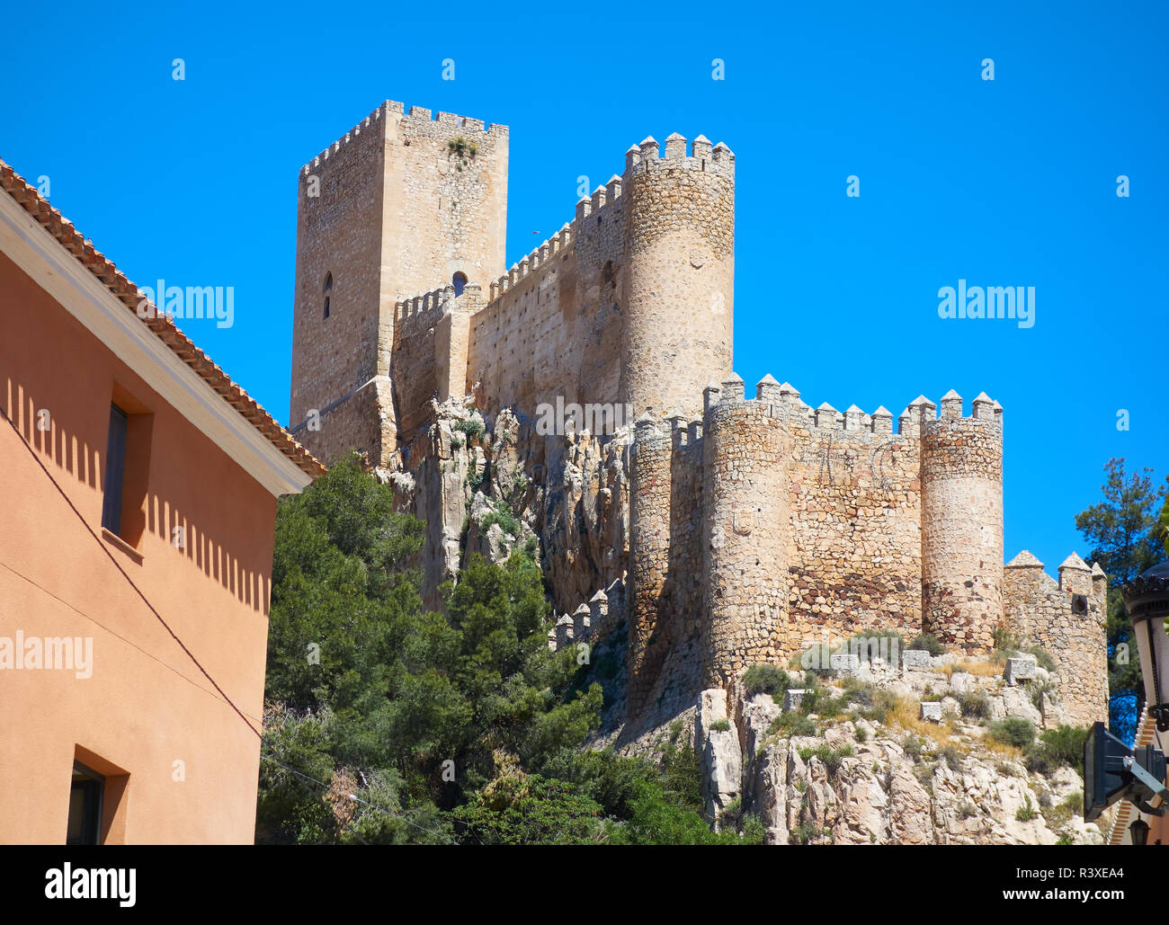 Almansa castle albacete hi-res stock photography and images - Alamy