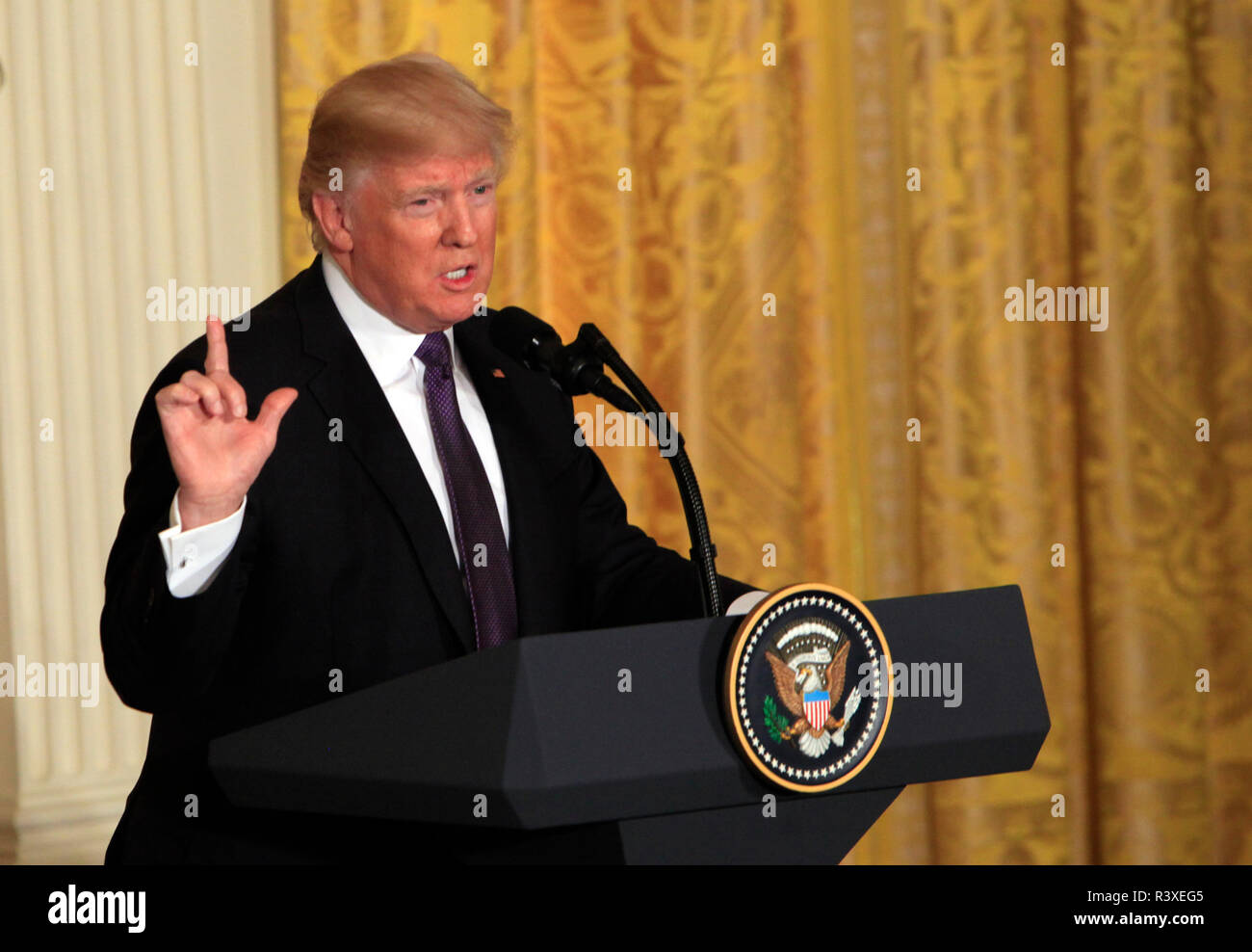 President Donald Trump and Prime Minister Justin Trudeau at a brief ...
