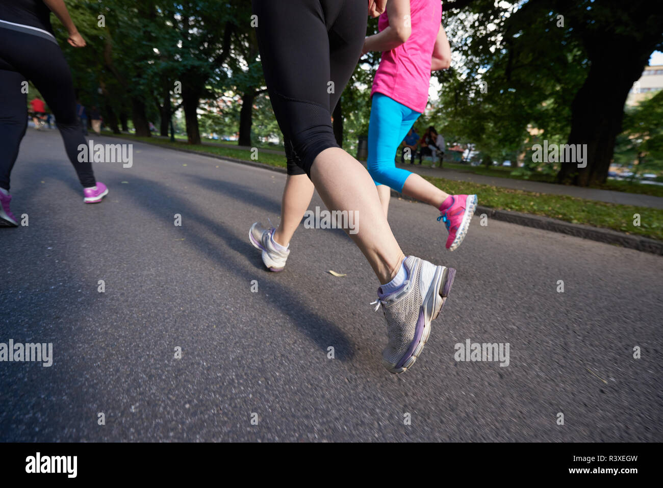 people group jogging Stock Photo - Alamy