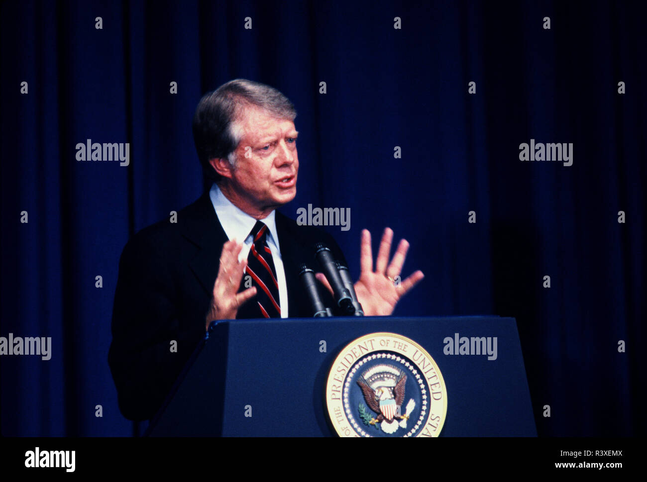 1970s lectern hi-res stock photography and images - Alamy