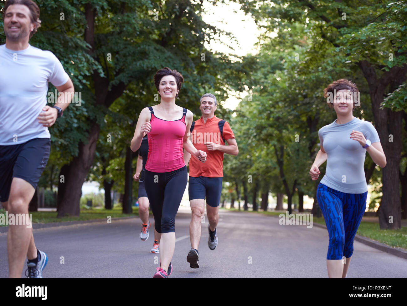 people group jogging Stock Photo - Alamy