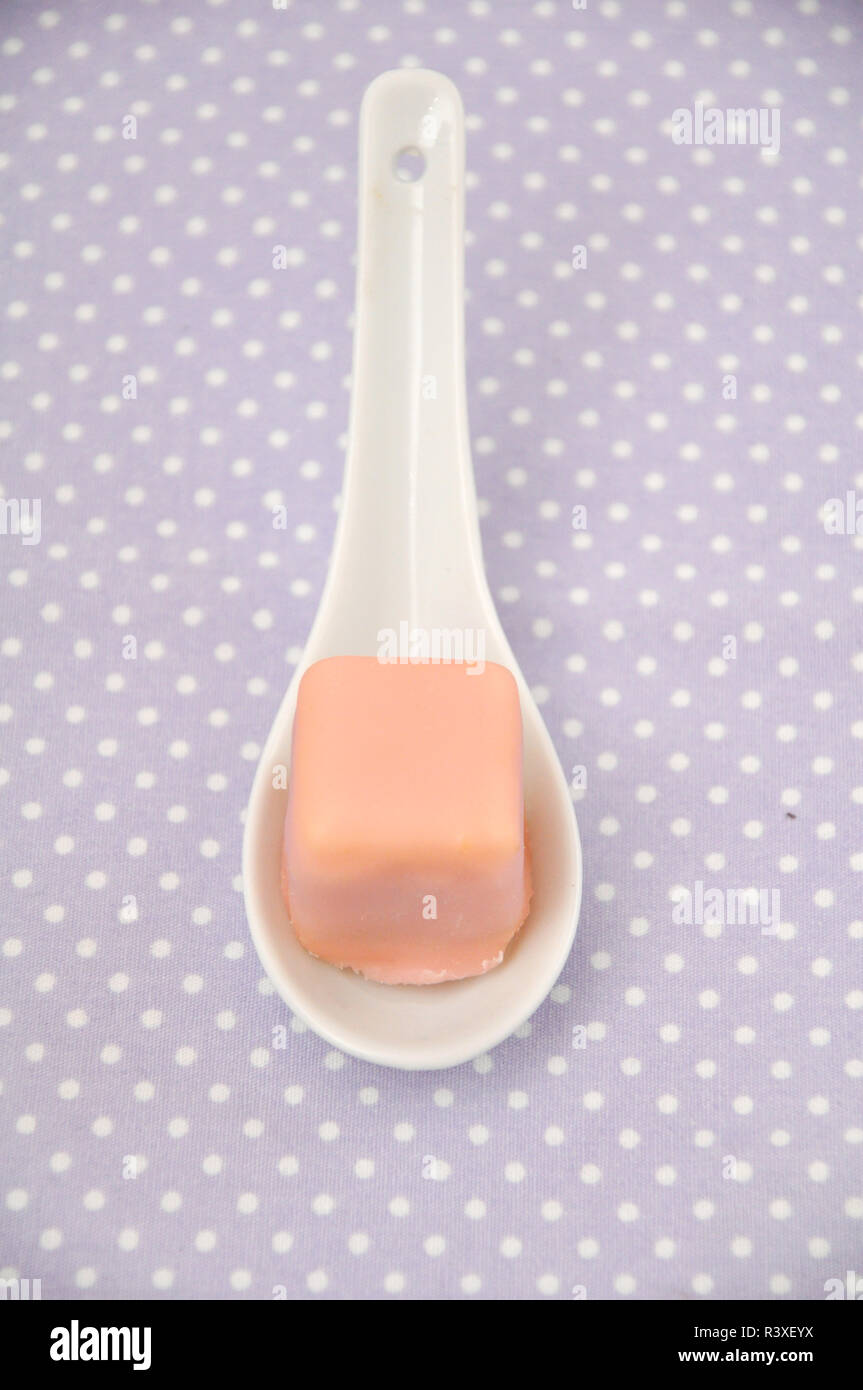 Petit four selection hi-res stock photography and images - Alamy