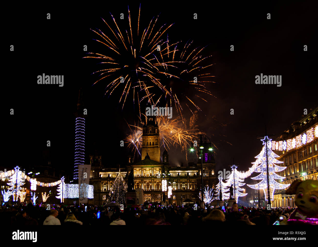 George square christmas festival hi-res stock photography and images ...