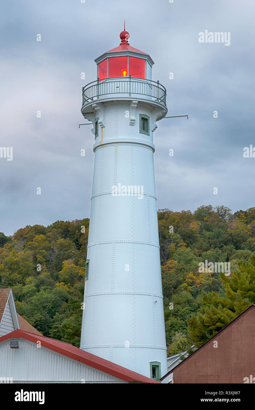 Munising range light lighthouse hi-res stock photography and images - Alamy
