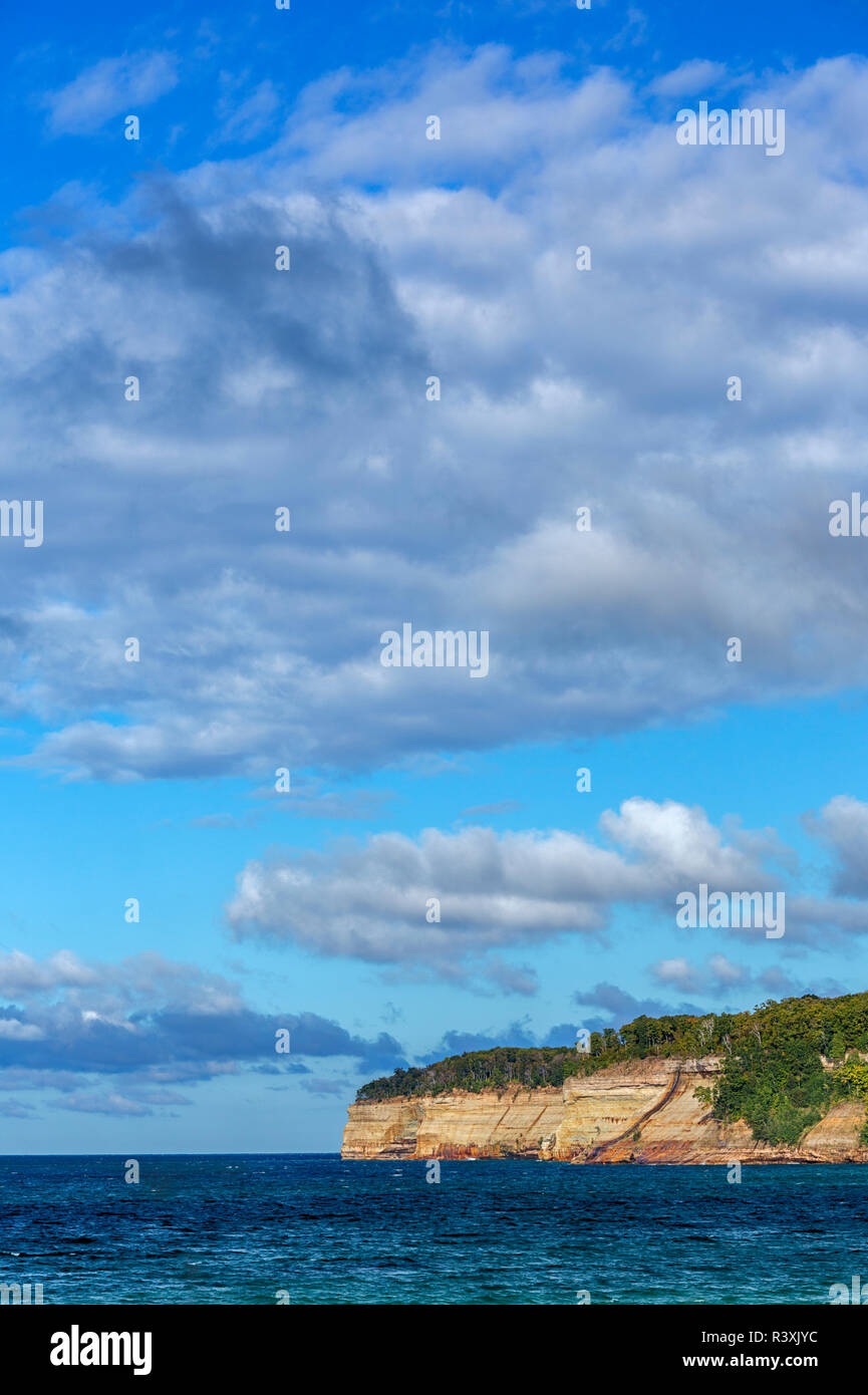 Pictured rocks michigan hi-res stock photography and images - Alamy