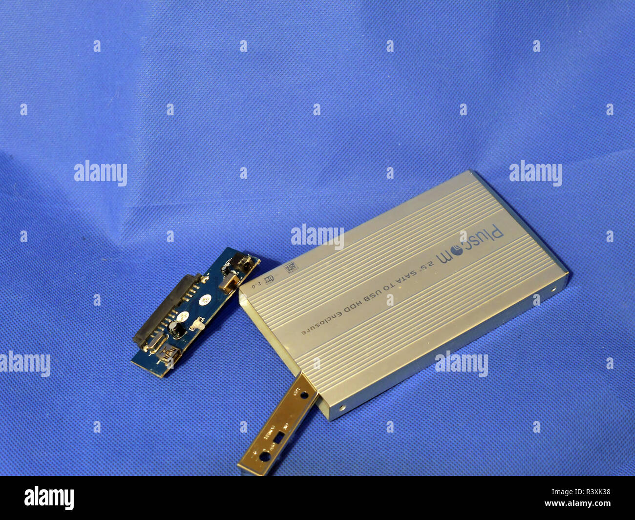 Broken Technology. Ready to to be recycled old and obsolete broken ...