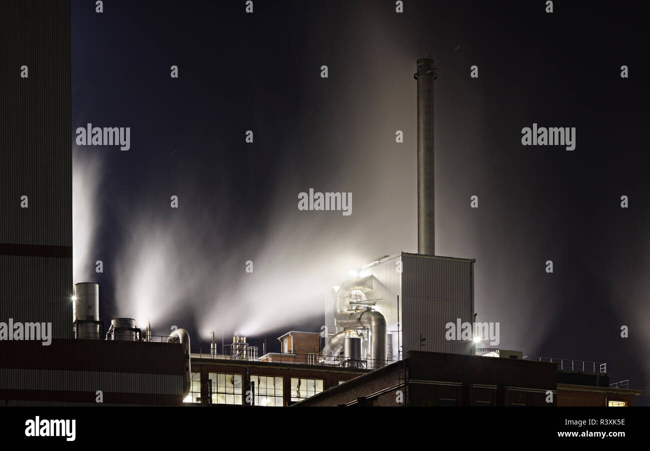 Steam on roof hi-res stock photography and images - Alamy