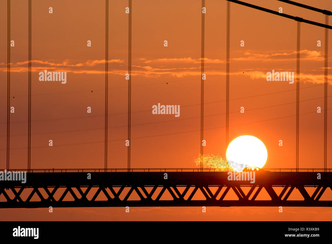 Wire rope suspension bridge hi-res stock photography and images - Alamy