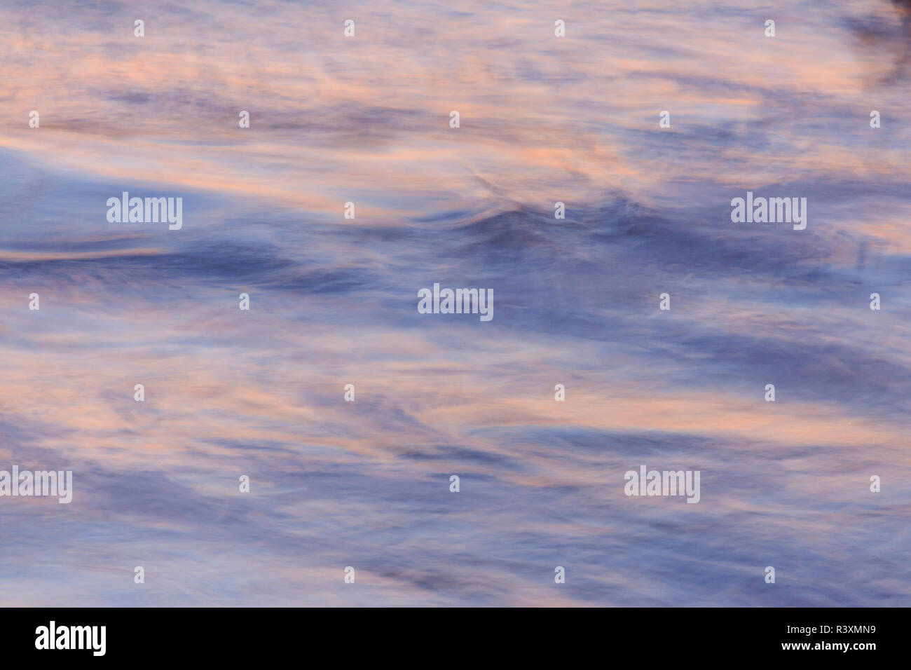Pacific Ocean wave patterns after sunset, Pacific Beach, San Diego ...