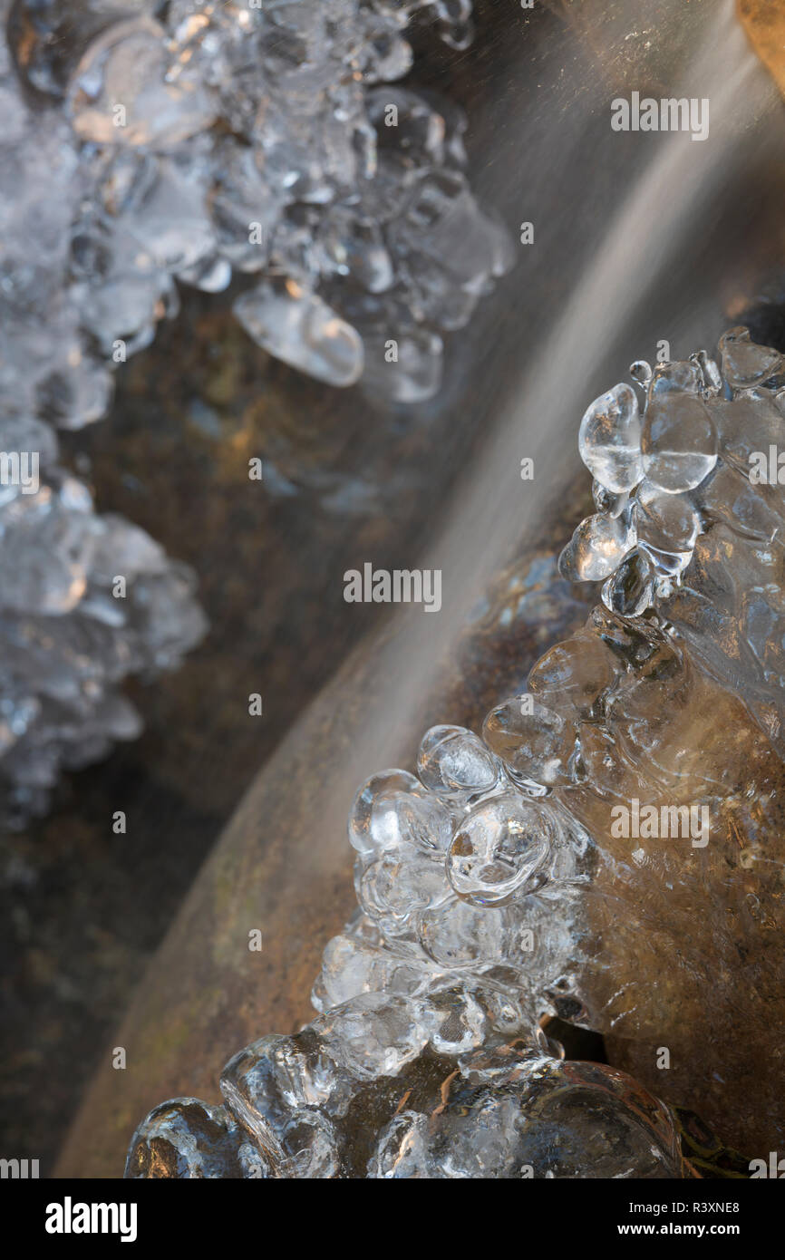 Ice on waterfall hi-res stock photography and images - Alamy