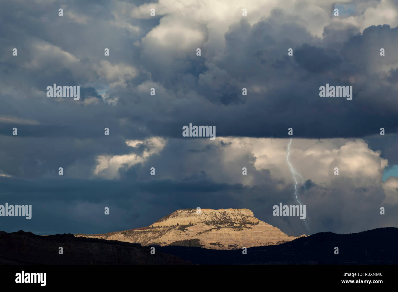Dennis lightning hi-res stock photography and images - Alamy
