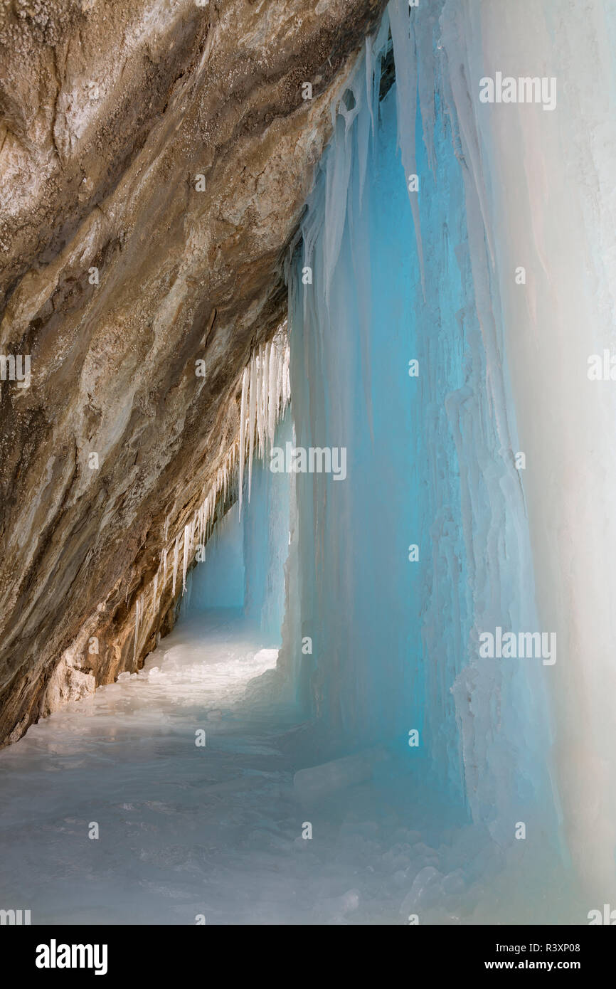 USA, Colorado, Rifle Mountain Park. Ice pillar in limestone cave Stock ...