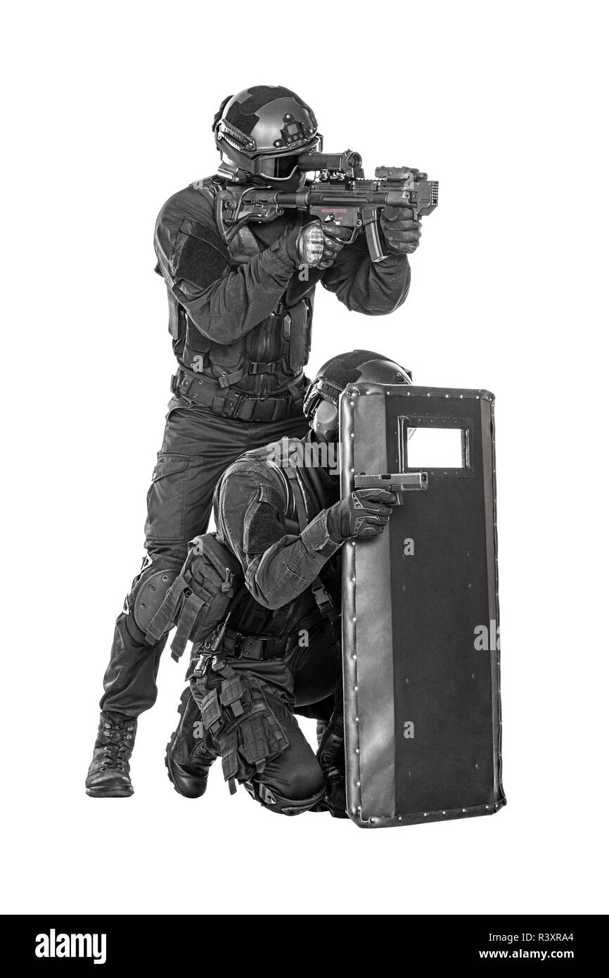 Swat officers gun shield hi-res stock photography and images - Alamy