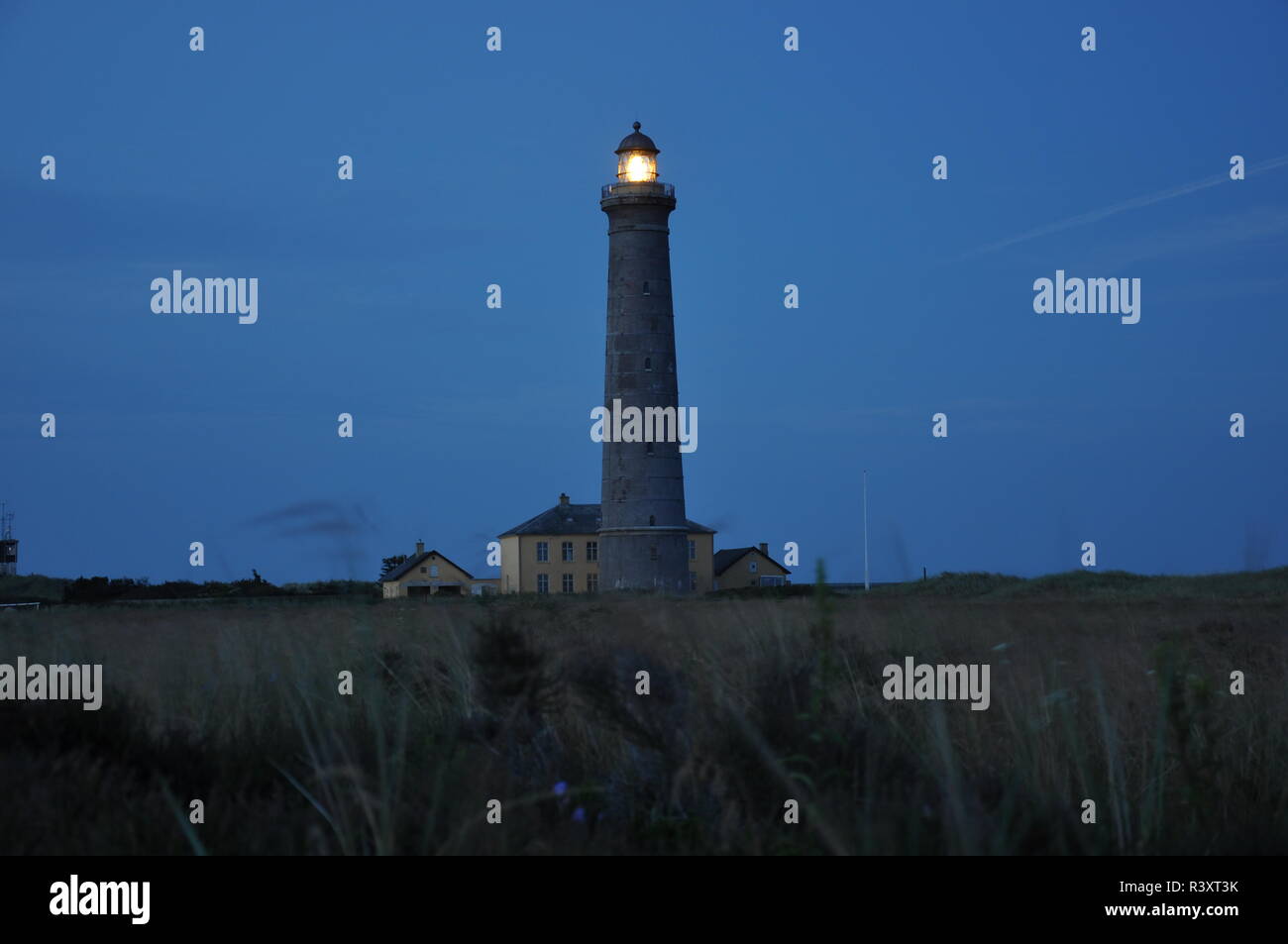 skagen lighthouse at night denmark Stock Photo - Alamy