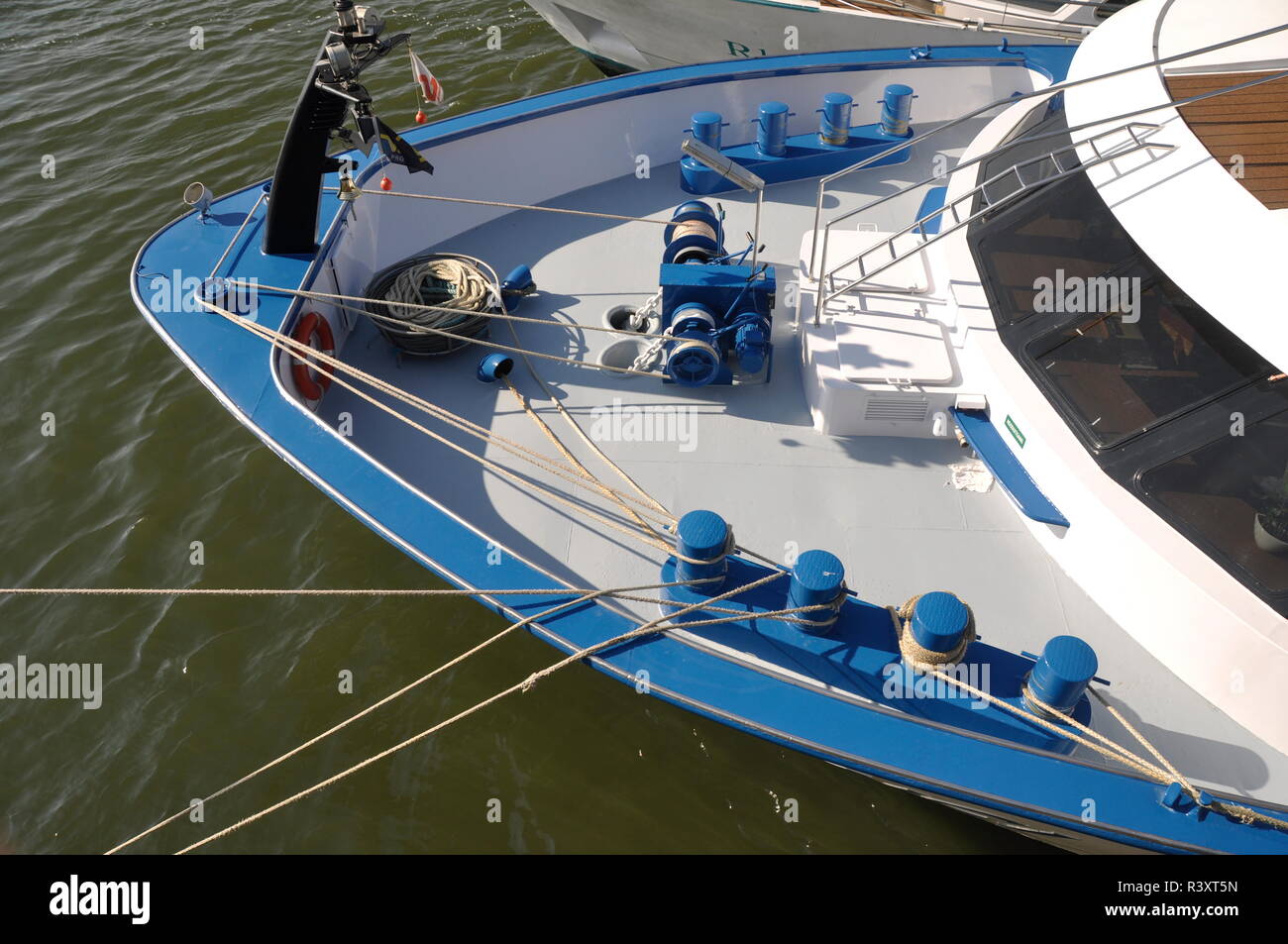 Seafaring technology hi-res stock photography and images - Alamy